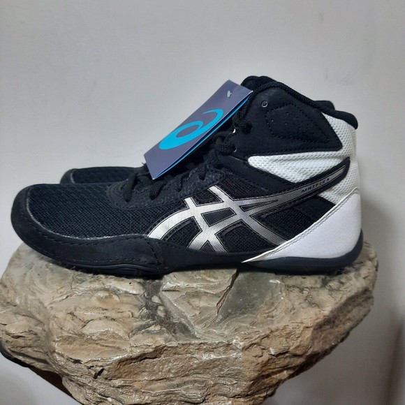 Asics | Shoes | Nwt Asics Matflex 6 Youth Boys Size 2 Wrestling Shoes ...